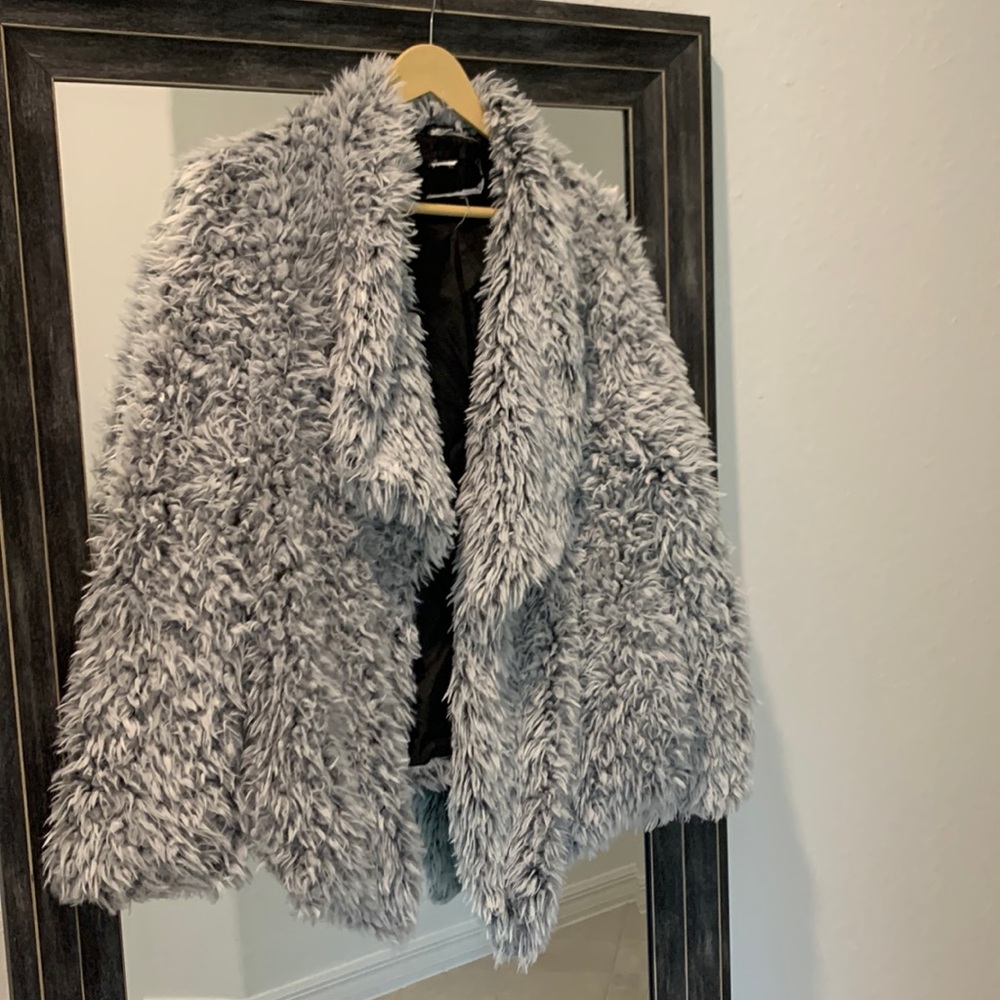 Super Soft, Shaggy, Light Grey Jacket - Gem
